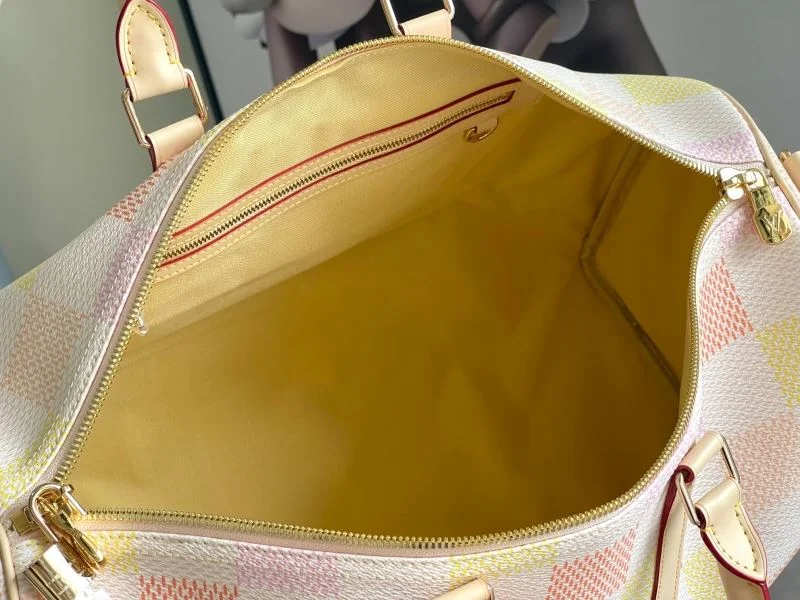 Mirror quality Louis Vuitton Travel Bags