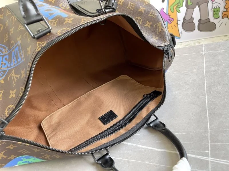 Mirror quality Louis Vuitton Travel Bags