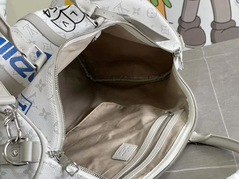 High accuracy Louis Vuitton Travel Bags