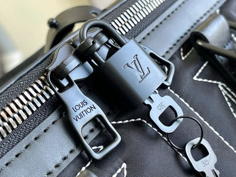 Top match Louis Vuitton Travel Bags