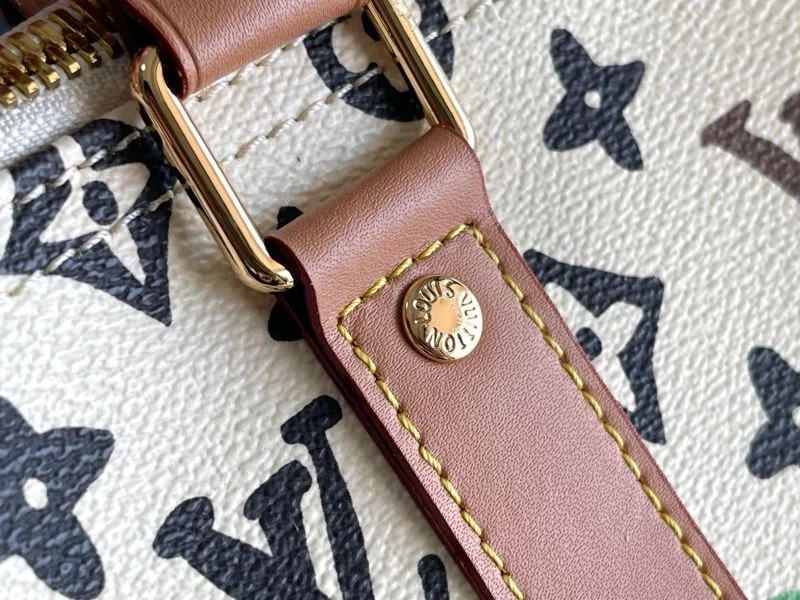 High fidelity Louis Vuitton Travel Bags