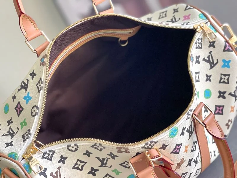 High fidelity Louis Vuitton Travel Bags