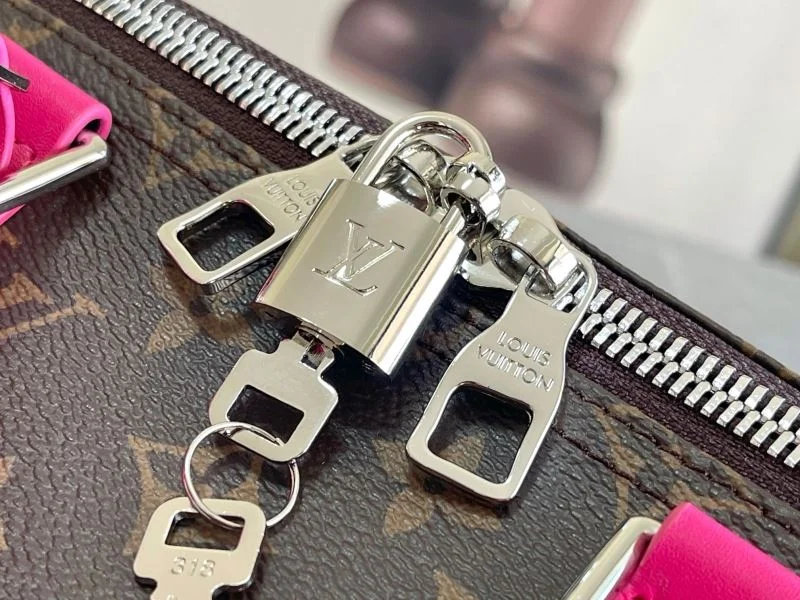 High fidelity Louis Vuitton Travel Bags