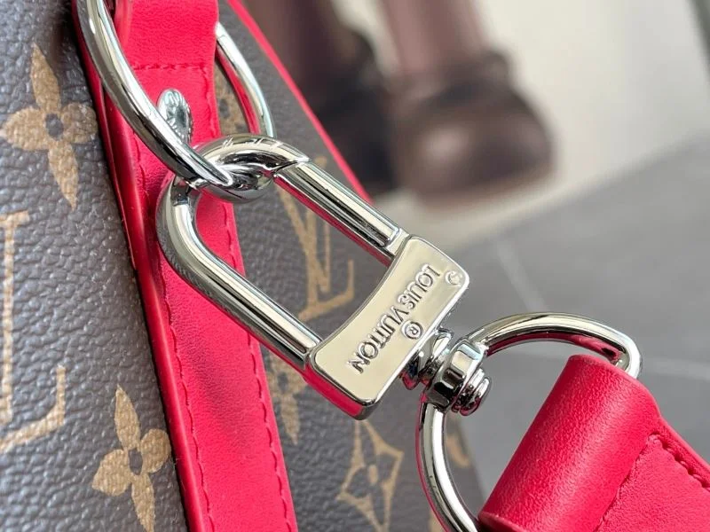Mirror quality Louis Vuitton Travel Bags