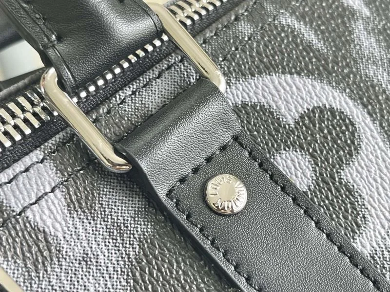 Factory-made Louis Vuitton Travel Bags
