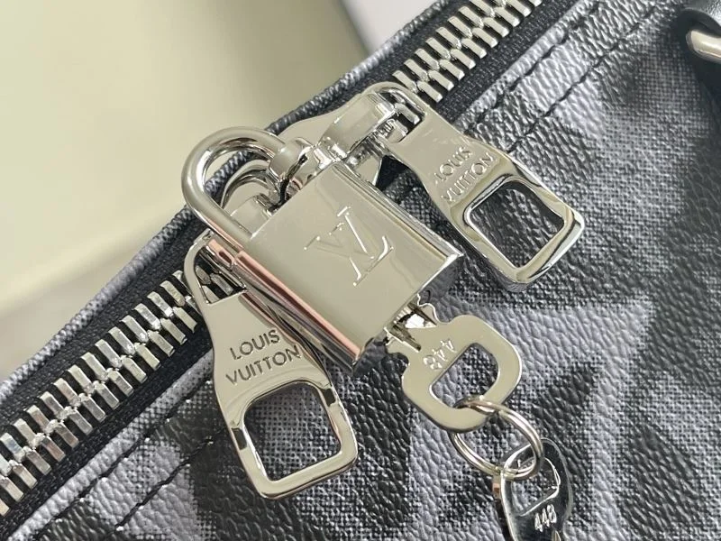 Factory-made Louis Vuitton Travel Bags