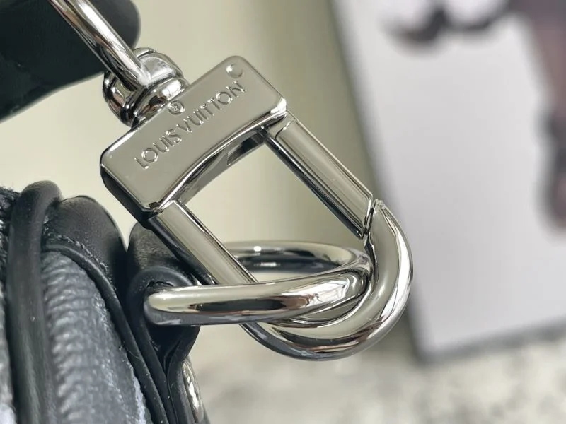 Factory-made Louis Vuitton Travel Bags