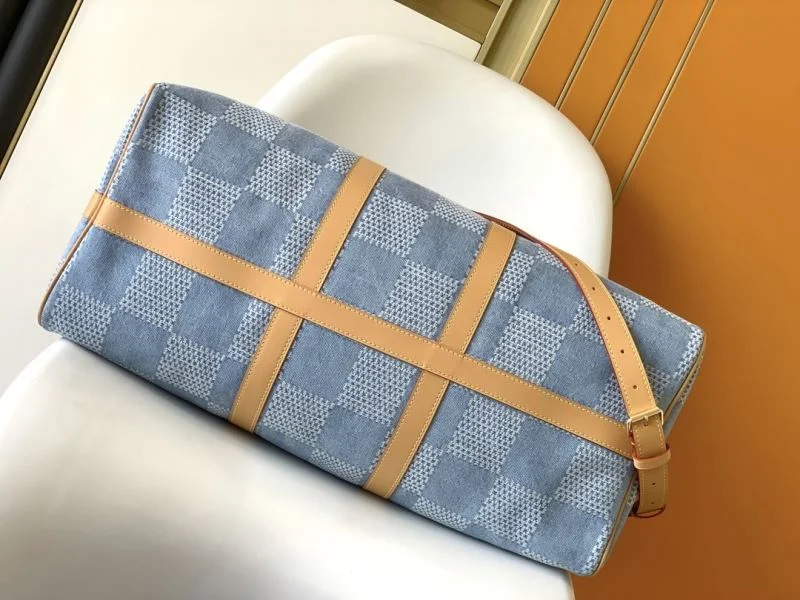 Exact replica Louis Vuitton Travel Bags