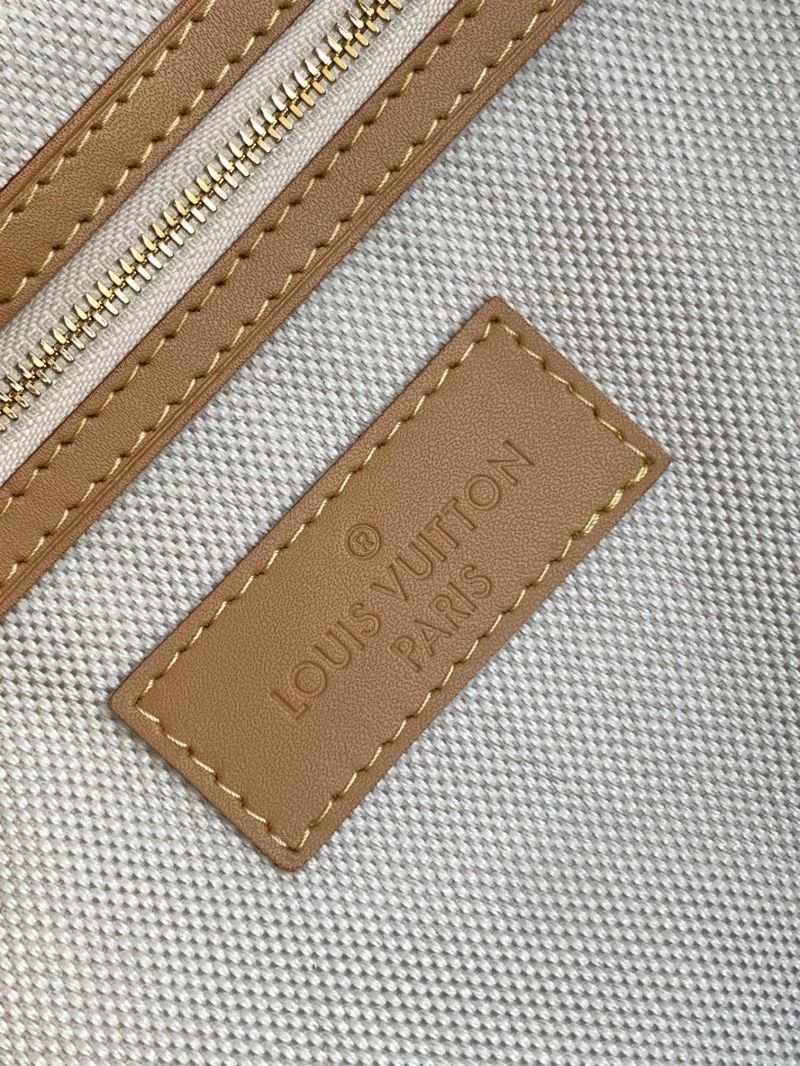 Exact replica Louis Vuitton Travel Bags