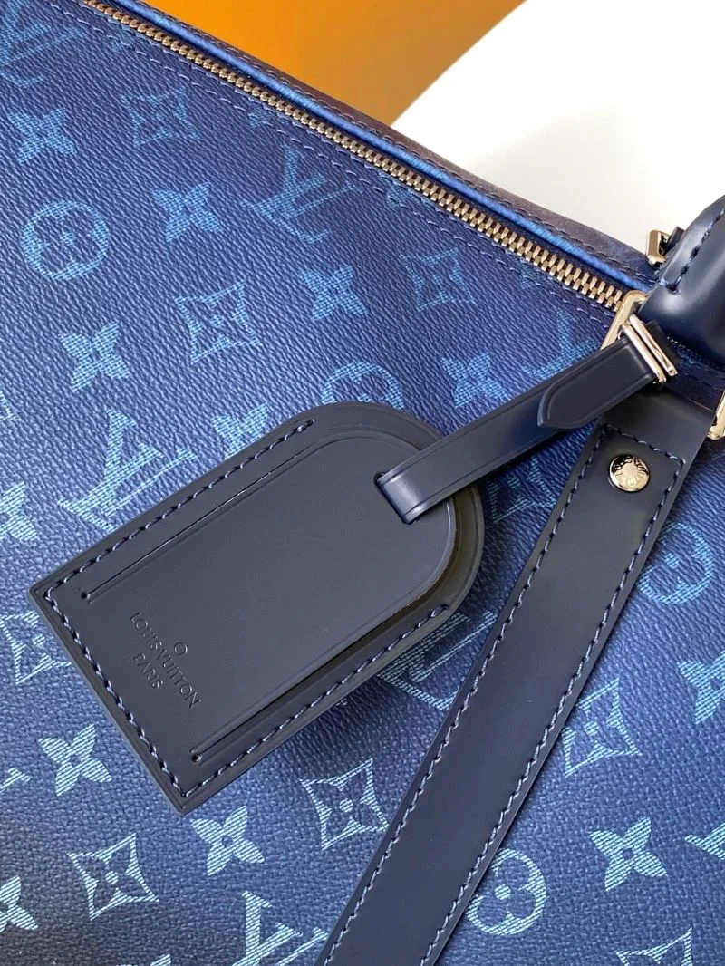 Bargain Louis Vuitton Travel Bags