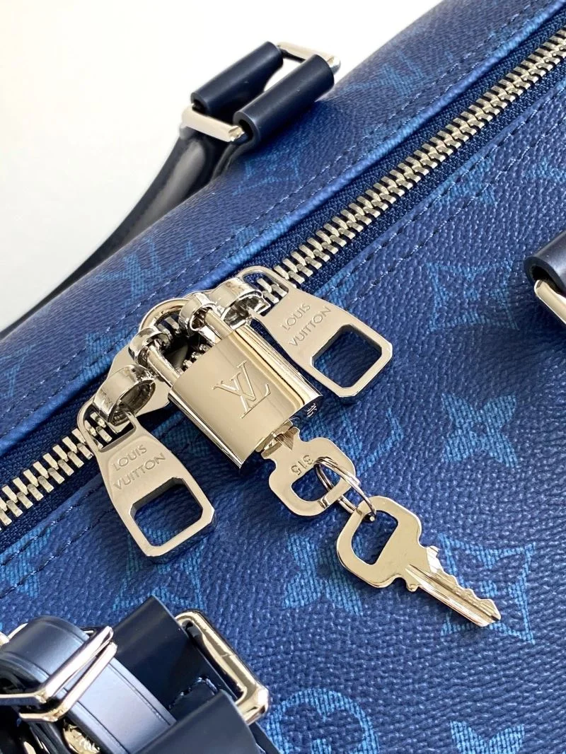 Bargain Louis Vuitton Travel Bags