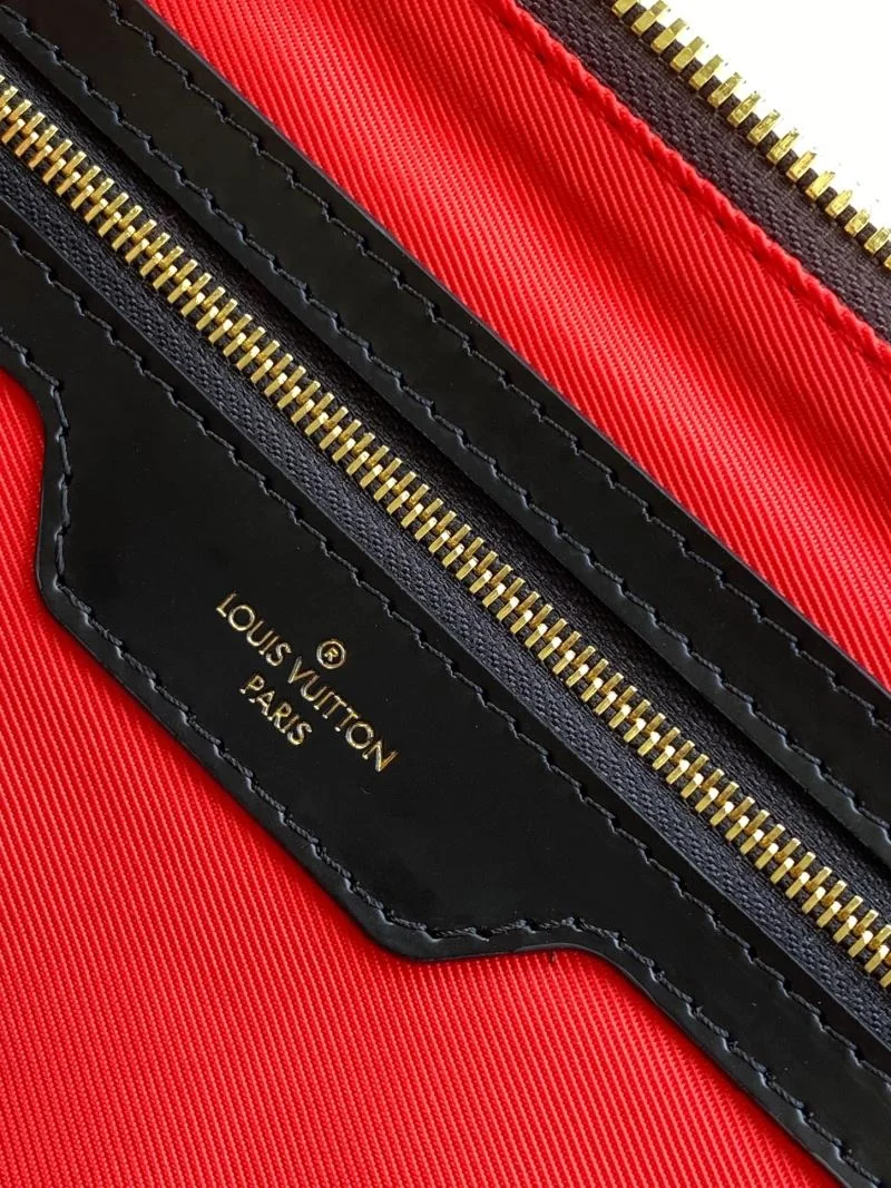 Top mirror Louis Vuitton Travel Bags