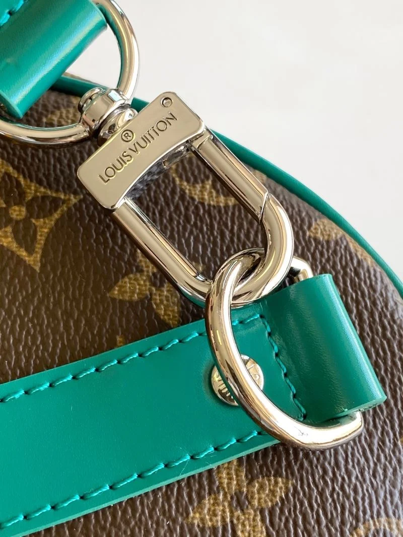 Indistinguishable Louis Vuitton Travel Bags