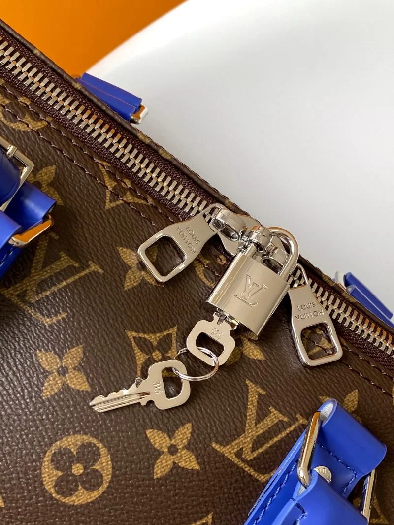 High fidelity Louis Vuitton Travel Bags