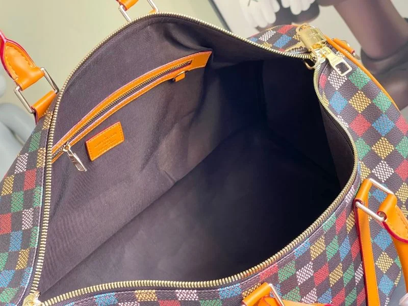 Exact replica Louis Vuitton Travel Bags