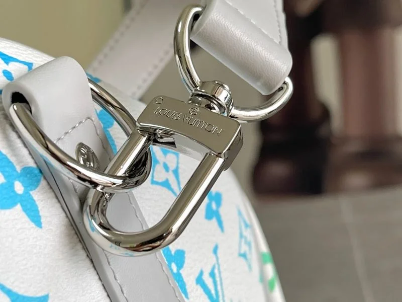 Top mirror Louis Vuitton Travel Bags