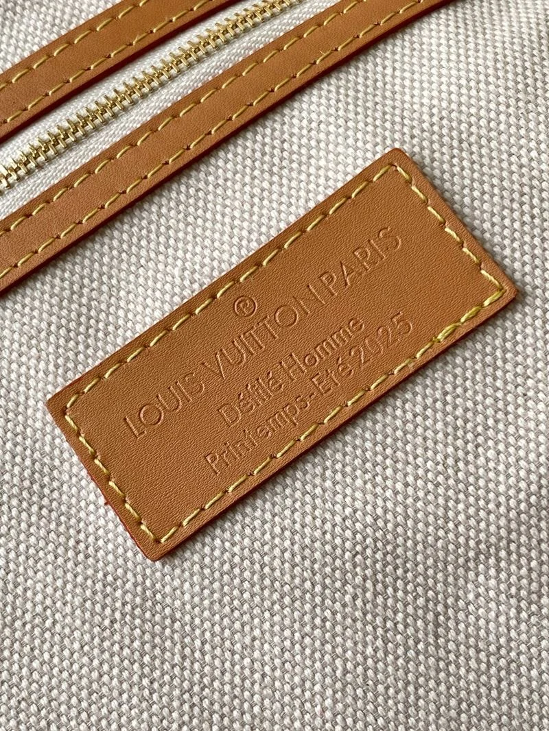 1:1 copy Louis Vuitton Travel Bags