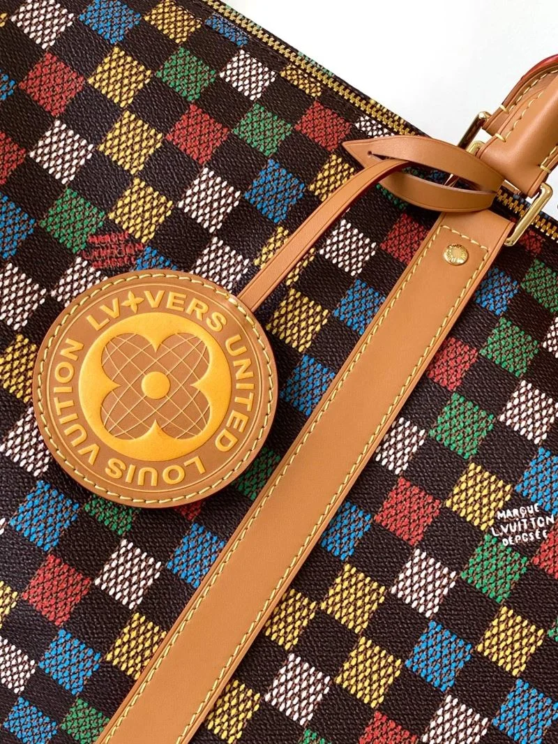 Bargain Louis Vuitton Travel Bags