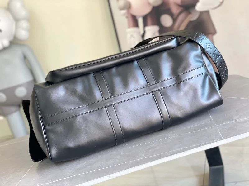 Official Louis Vuitton Travel Bags