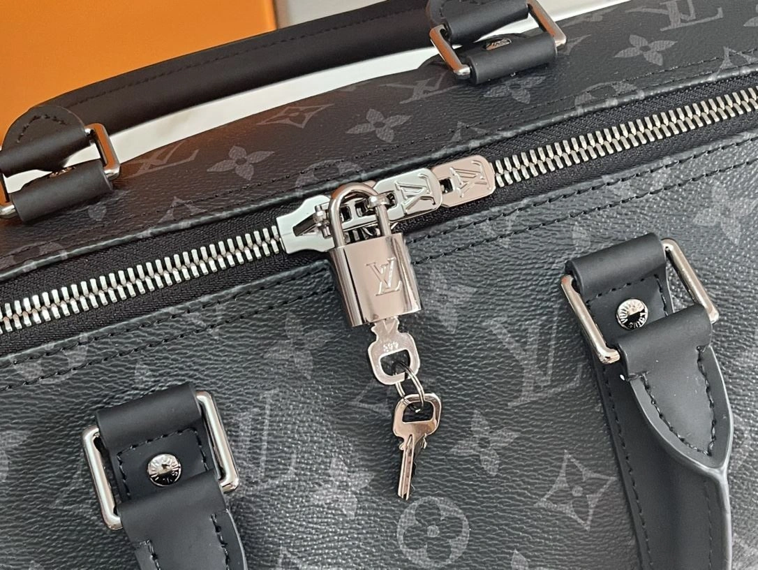 Economical Louis Vuitton Travel Bags