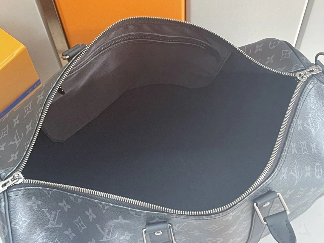 Low-cost Louis Vuitton Travel Bags