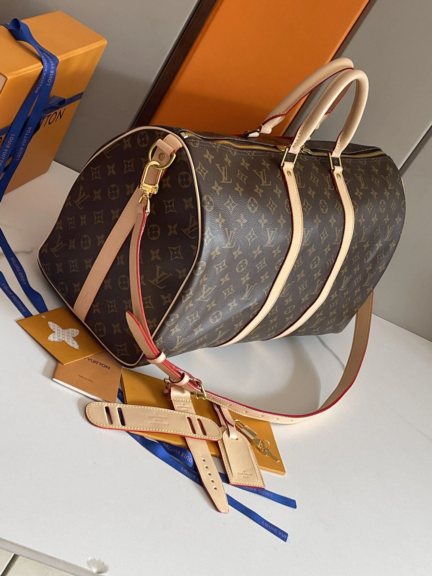 Inexpensive Louis Vuitton Travel Bags