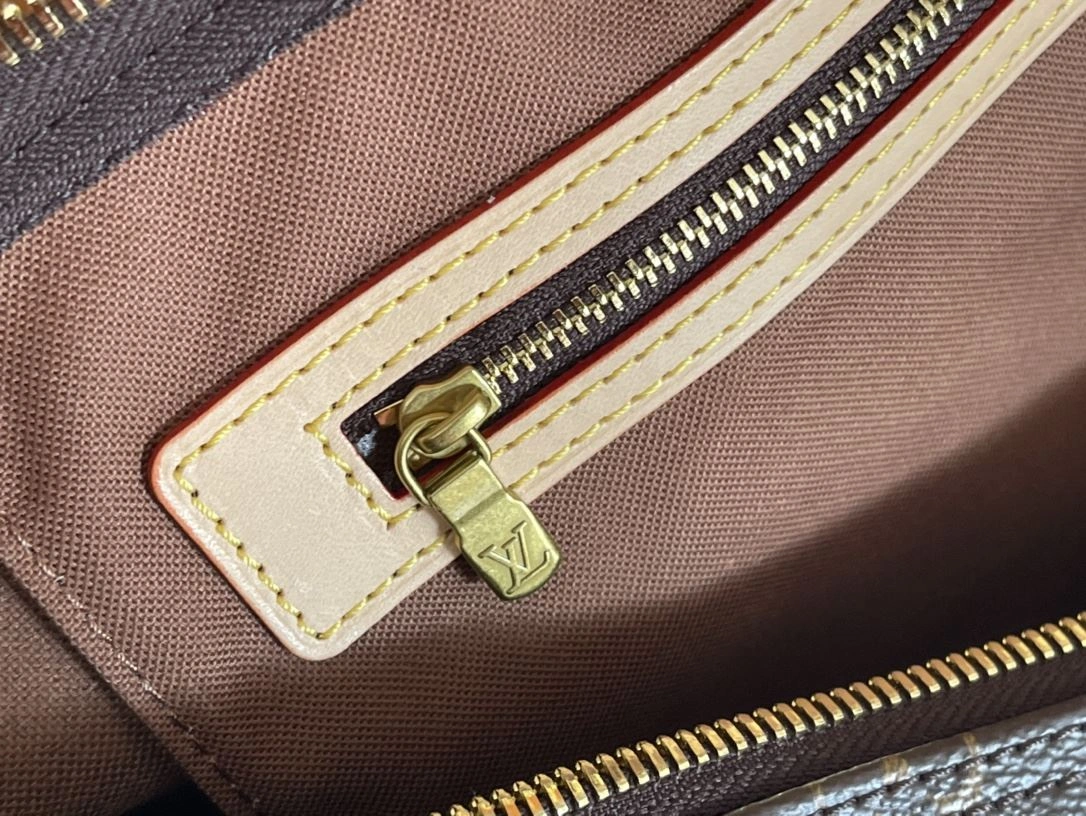 Inexpensive Louis Vuitton Travel Bags