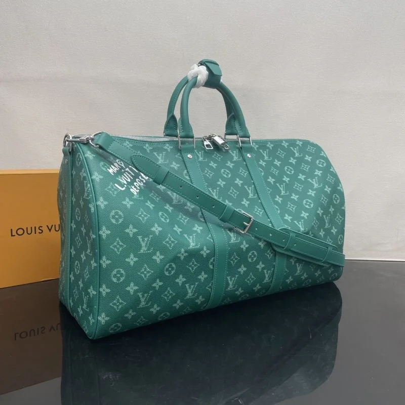 Accurate model Louis Vuitton Travel Bags