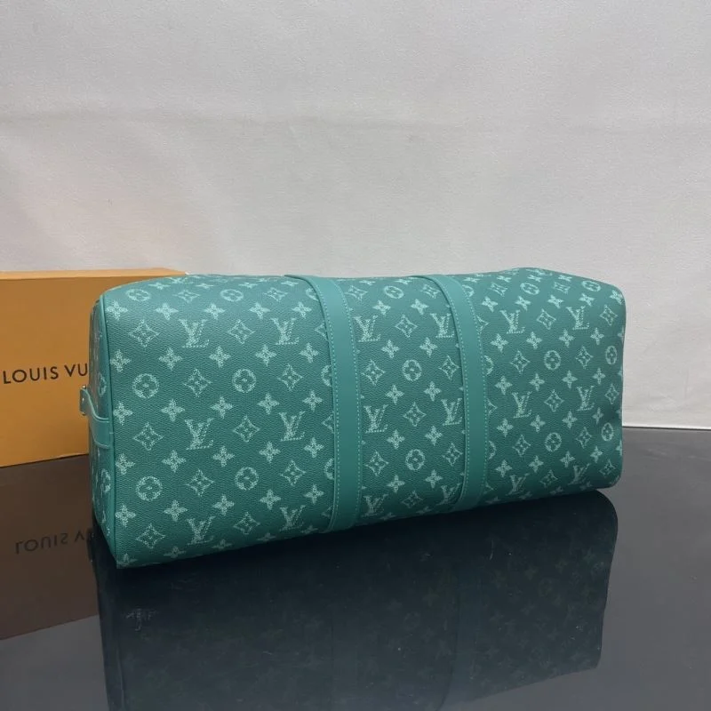 Accurate model Louis Vuitton Travel Bags