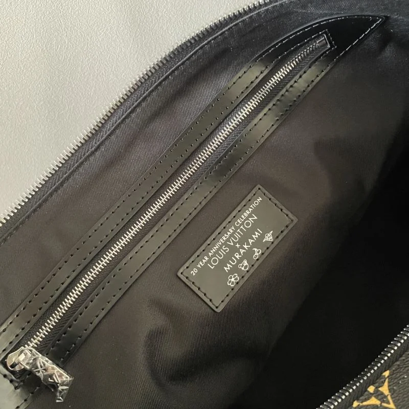 Accurate model Louis Vuitton Travel Bags