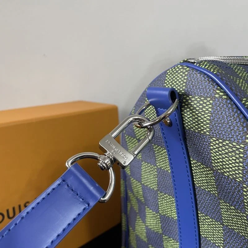 Exact replica Louis Vuitton Travel Bags