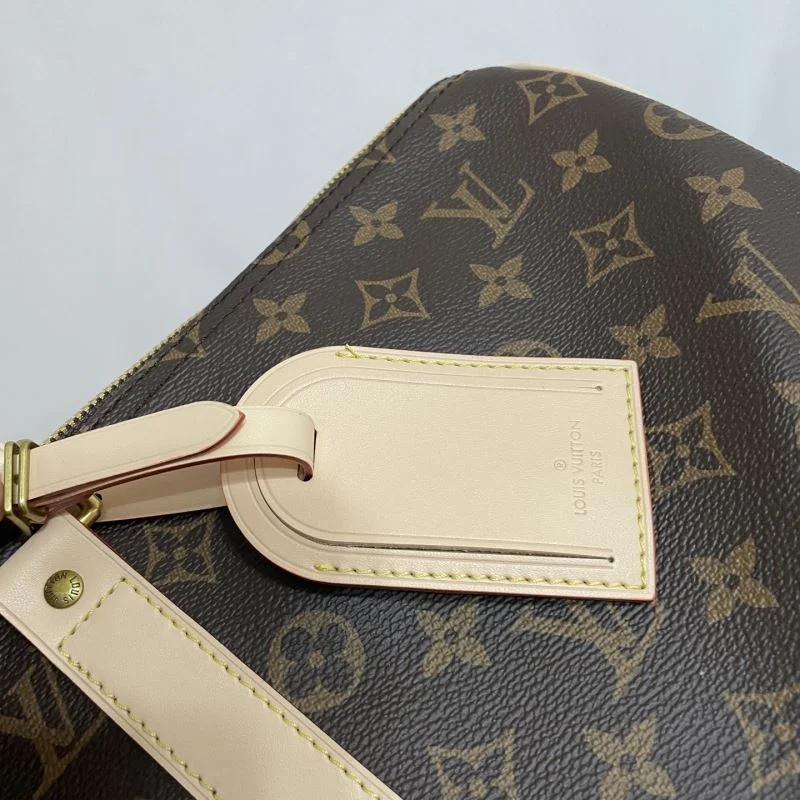 Exact replica Louis Vuitton Travel Bags
