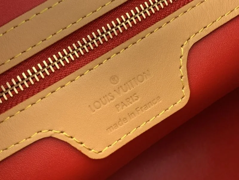 Mirror quality Louis Vuitton Travel Bags