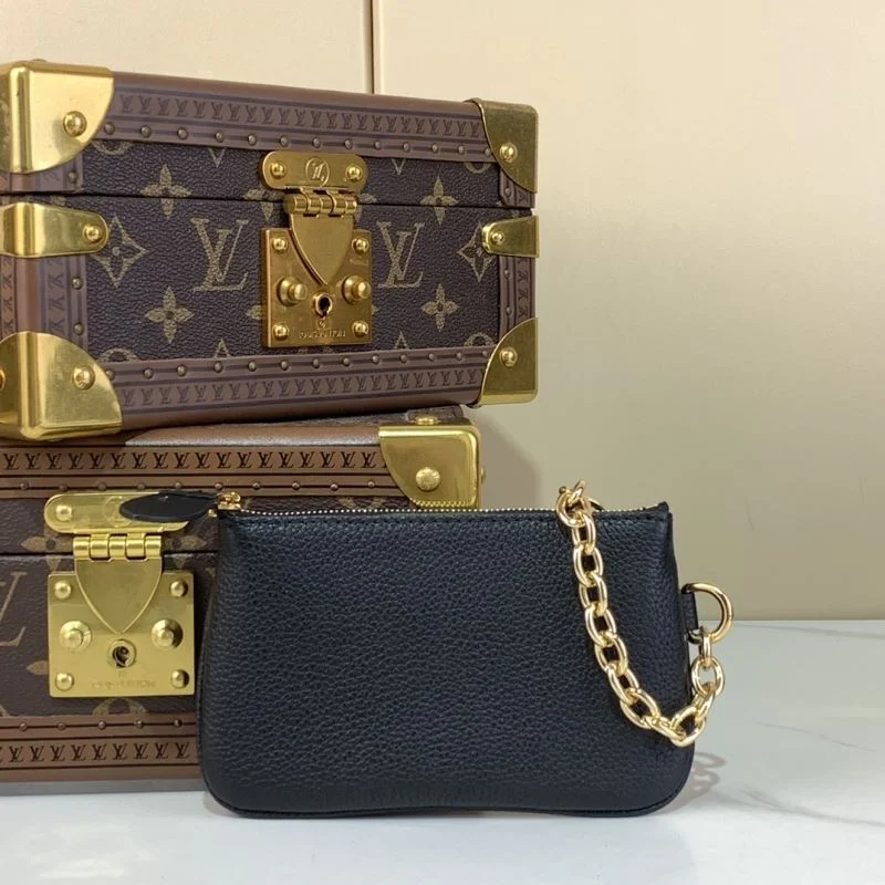 Top mirror Louis Vuitton Travel Bags