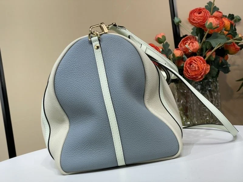 Exact replica Louis Vuitton Travel Bags