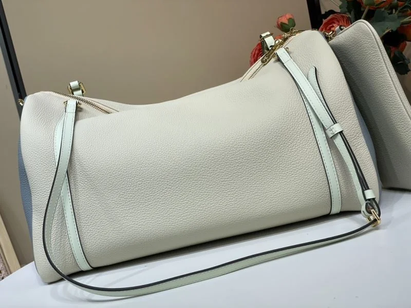 Exact replica Louis Vuitton Travel Bags