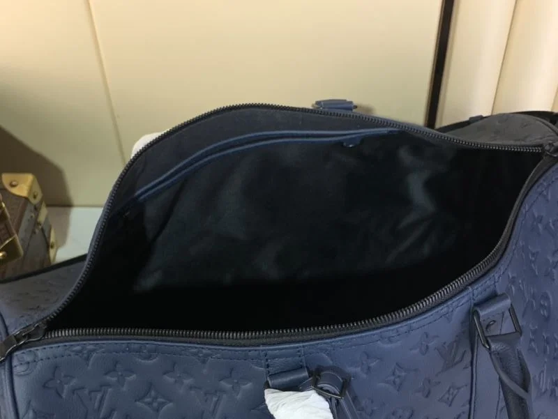 Mirror quality Louis Vuitton Travel Bags