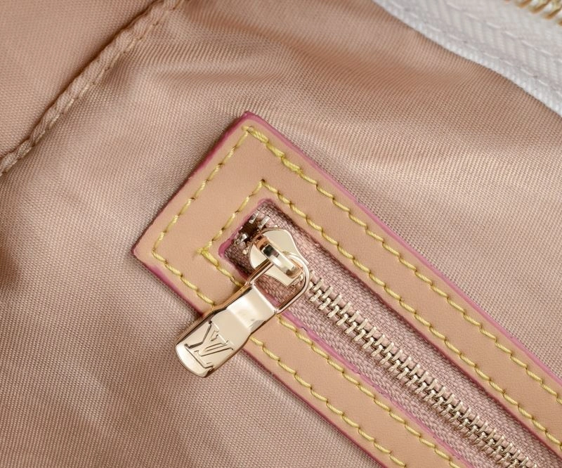 Low-cost Louis Vuitton Travel Bags