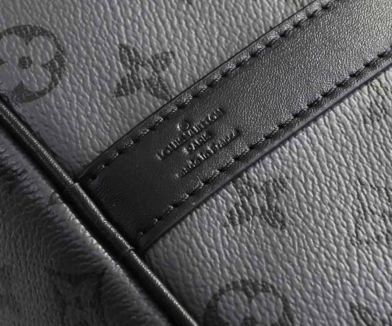 Bargain Louis Vuitton Travel Bags
