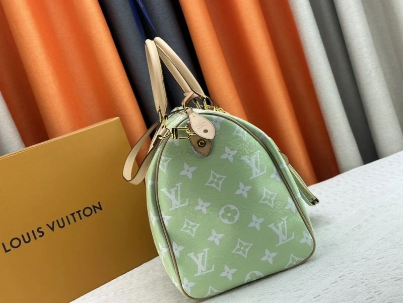 Top mirror Louis Vuitton Travel Bags