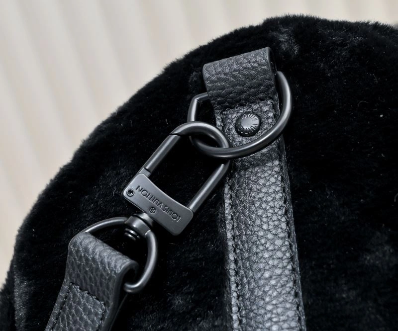 Brand-authenticated Louis Vuitton Travel Bags