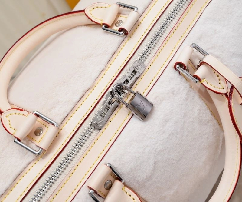Inexpensive Louis Vuitton Travel Bags