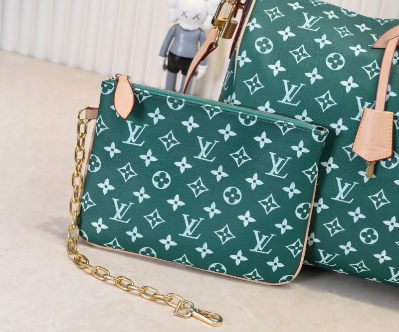 Exact replica Louis Vuitton Travel Bags