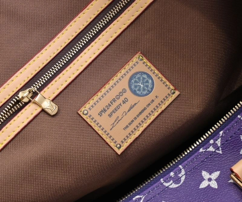 High fidelity Louis Vuitton Travel Bags
