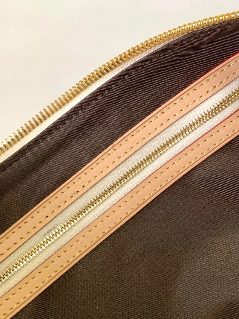 Inexpensive Louis Vuitton Travel Bags