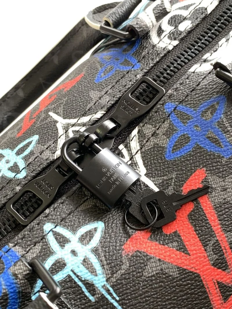 Low-cost Louis Vuitton Travel Bags