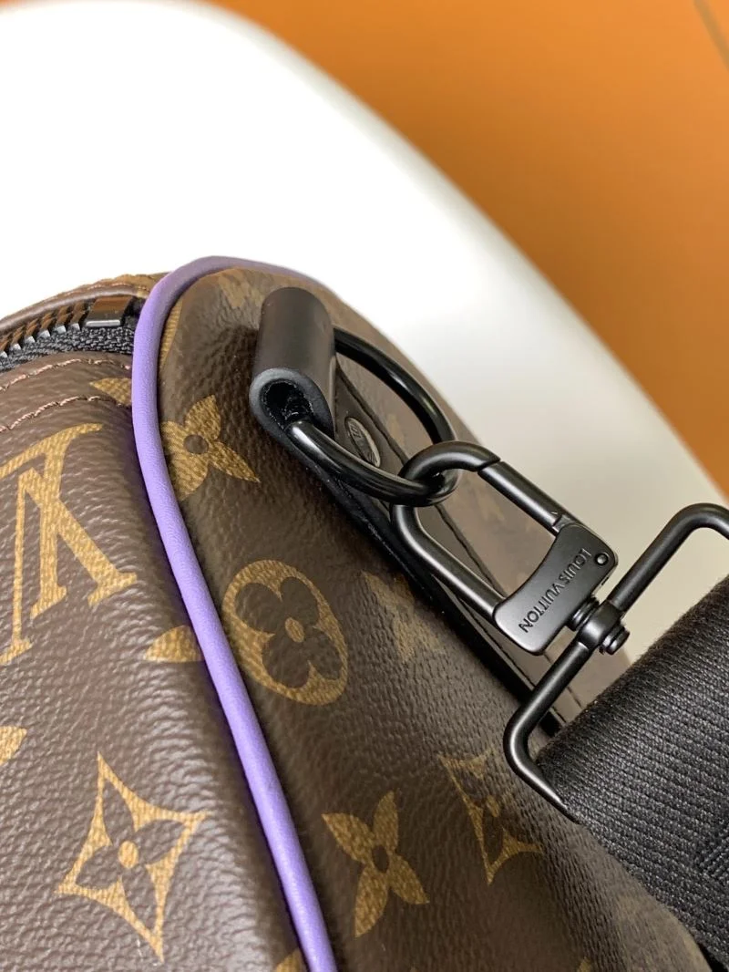 Exact replica Louis Vuitton Travel Bags