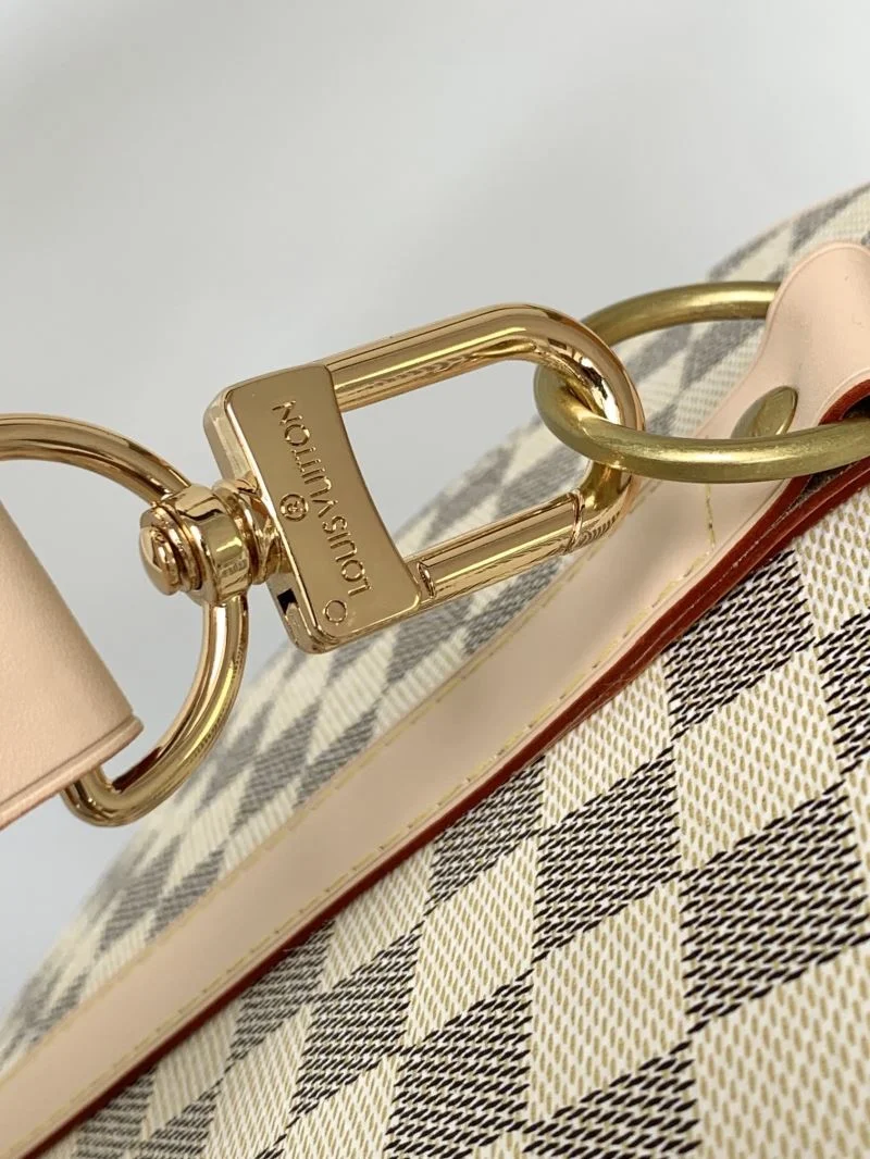 Official Louis Vuitton Travel Bags