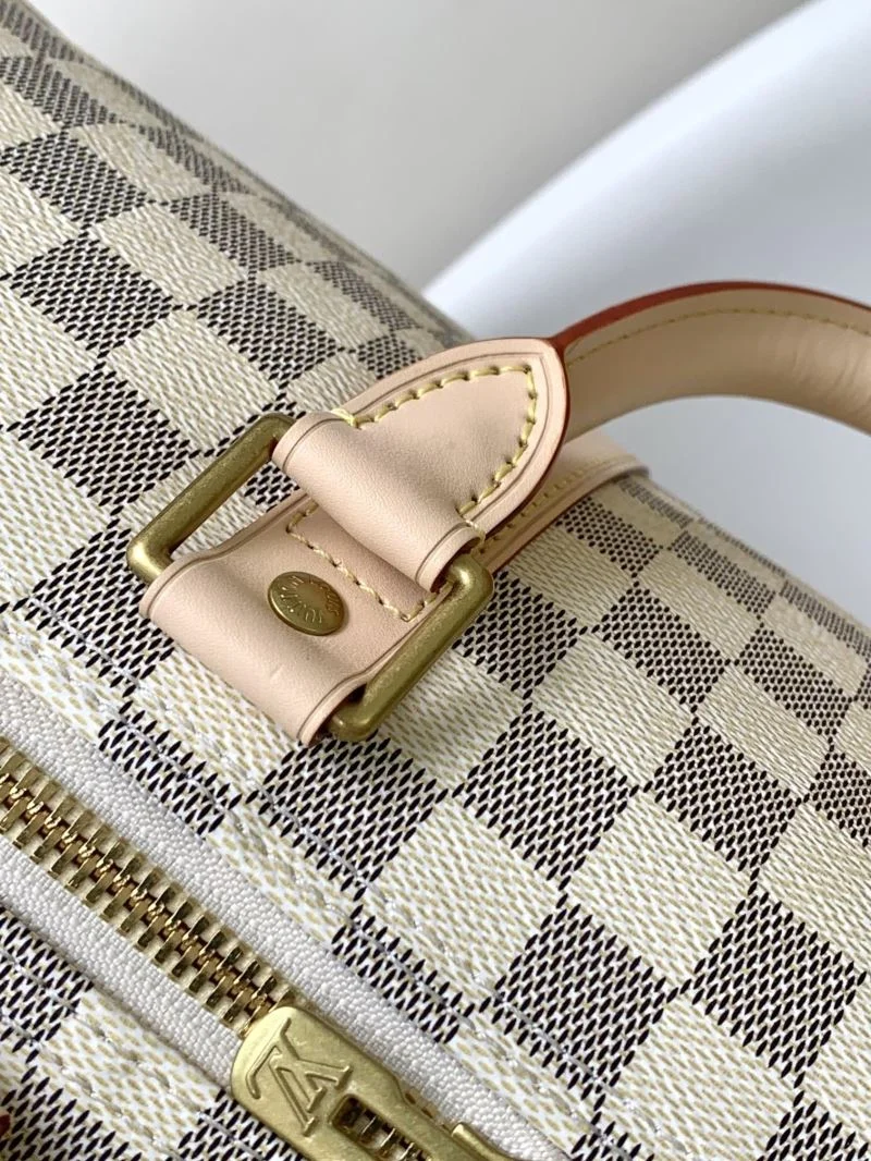 Official Louis Vuitton Travel Bags