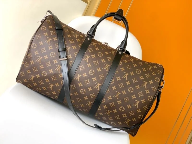 Bargain Louis Vuitton Travel Bags